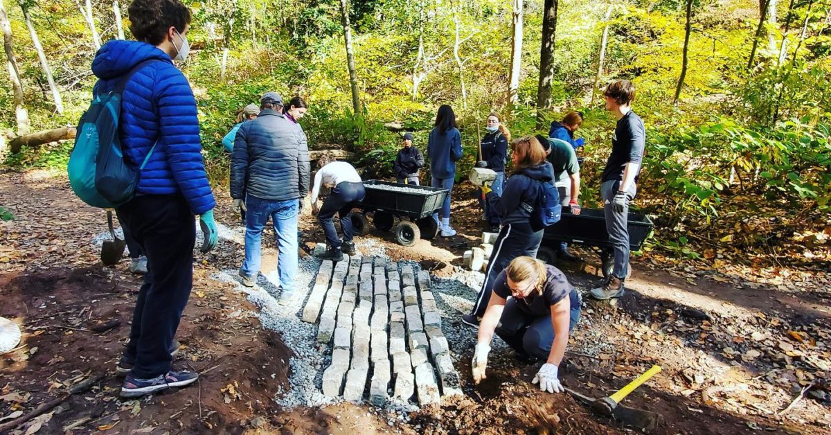 trail work 2021 – South Mountain Conservancy